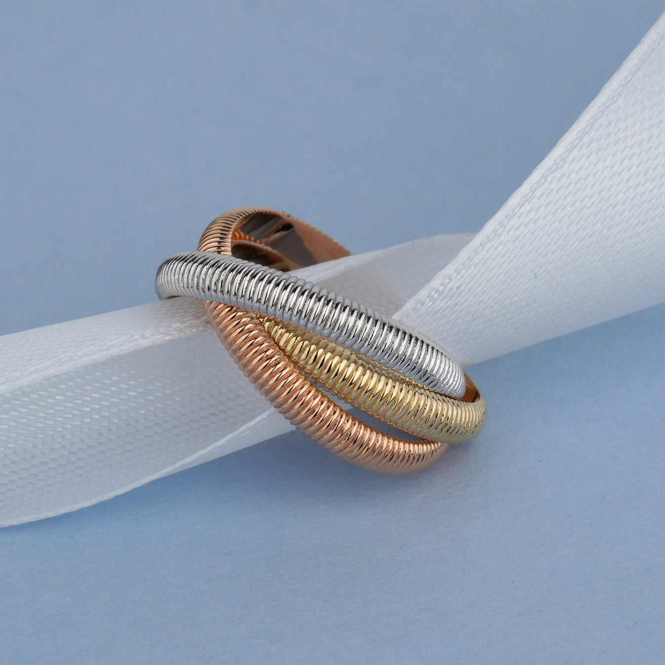 Tri Color Rolling Ring. Trinity gold ring – escorialjewelry