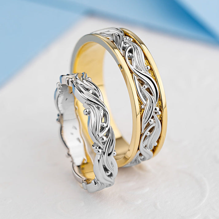 Wedding bands set with nature inspired design - boho wedding rings ...